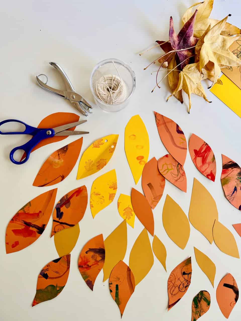 DIY Autumn Leaf Garland (A Simple Book-Inspired Craft for Kids ...